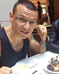 The 6 Things That You Didn't Know About Chester Bennington