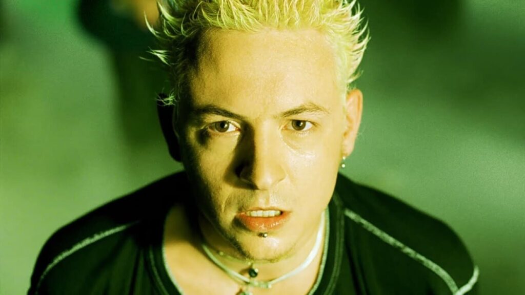 The 6 Things That You Didn't Know About Chester Bennington